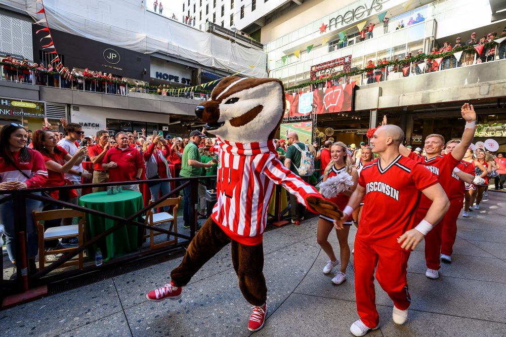 Dancing Badgers in downtown L.A. – Rose Bowl 2020 – UW–Madison